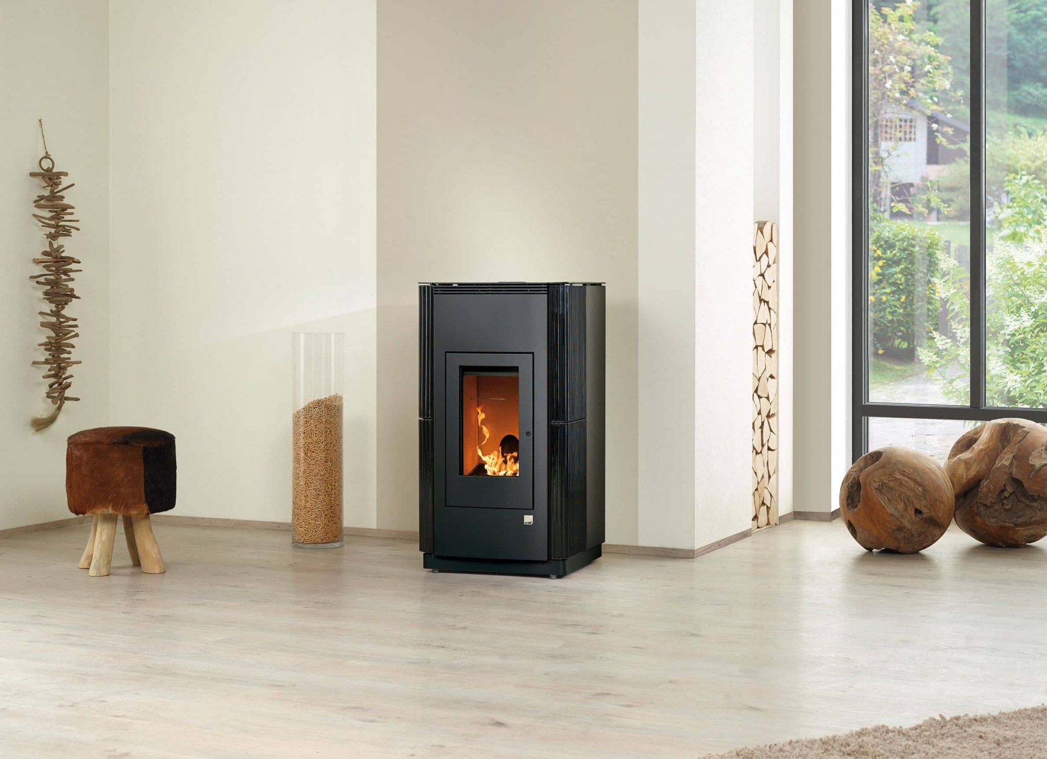Pelletofen Ecomat 6 - Kaminbau GmbH - Kaminöfen, Kamine und Kachelöfen ...